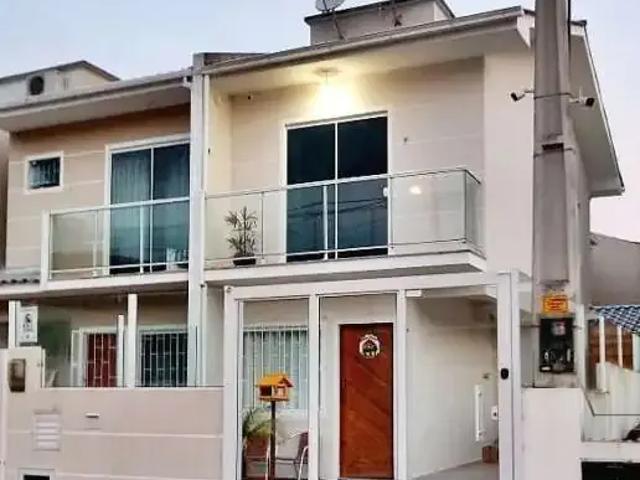 Casa / Sobrado em Condomínio para Venda em São José/SC Potecas 2 Quartos