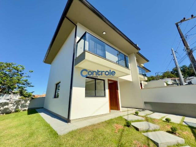Casa / Sobrado em Condomínio para Venda em São José/SC Potecas 3 Quartos