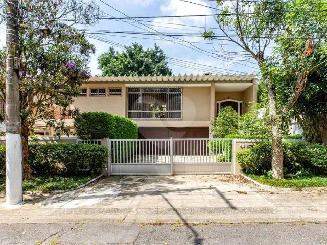 Casa / Sobrado em Condomínio para Venda em São Paulo/SP Alto da Boa Vista 3 Quartos
