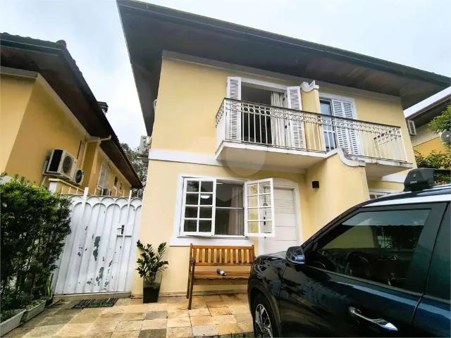 Casa / Sobrado em Condomínio para Venda em São Paulo/SP Butantã 3 Quartos