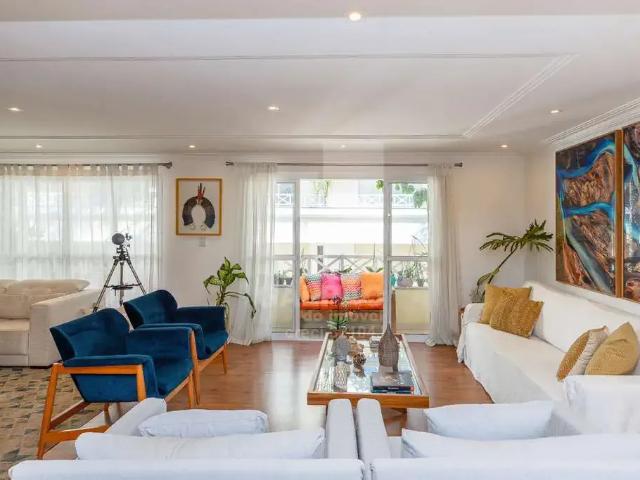 Casa / Sobrado em Condomínio para Venda em São Paulo/SP Campo Belo 4 Quartos