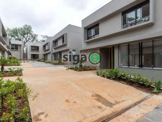 Casa / Sobrado em Condomínio para Venda em São Paulo/SP Chácara Santo Antônio 4 Quartos