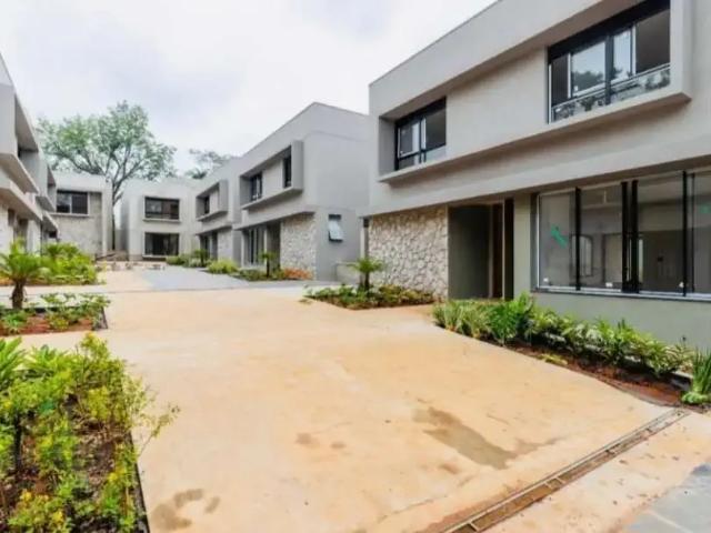 Casa / Sobrado em Condomínio para Venda em São Paulo/SP Chácara Santo Antônio 4 Quartos