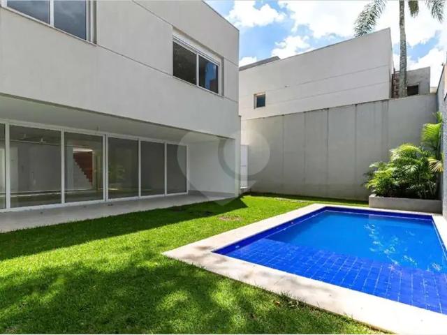 Casa / Sobrado em Condomínio para Venda em São Paulo/SP Chácara Santo Antônio 4 Quartos