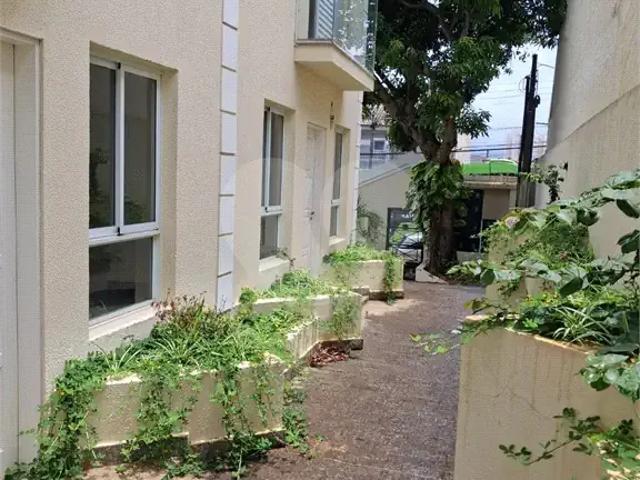 Casa / Sobrado em Condomínio para Venda em São Paulo/SP Chora Menino 2 Quartos