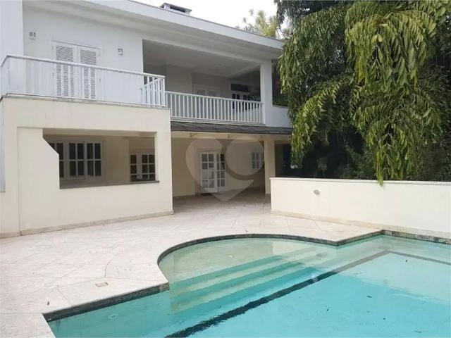 Casa / Sobrado em Condomínio para Venda em São Paulo/SP Morumbi 4 Quartos