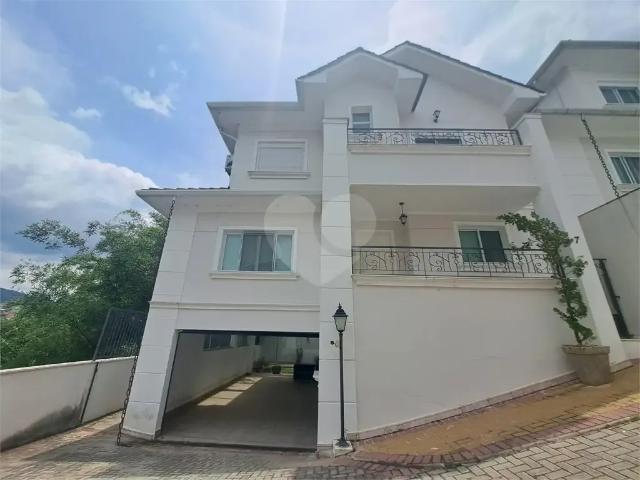 Casa / Sobrado em Condomínio para Venda em São Paulo/SP Horto Florestal 4 Quartos