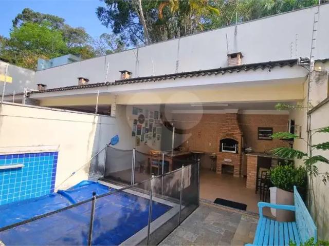 Casa / Sobrado em Condomínio para Venda em São Paulo/SP Horto Florestal 3 Quartos