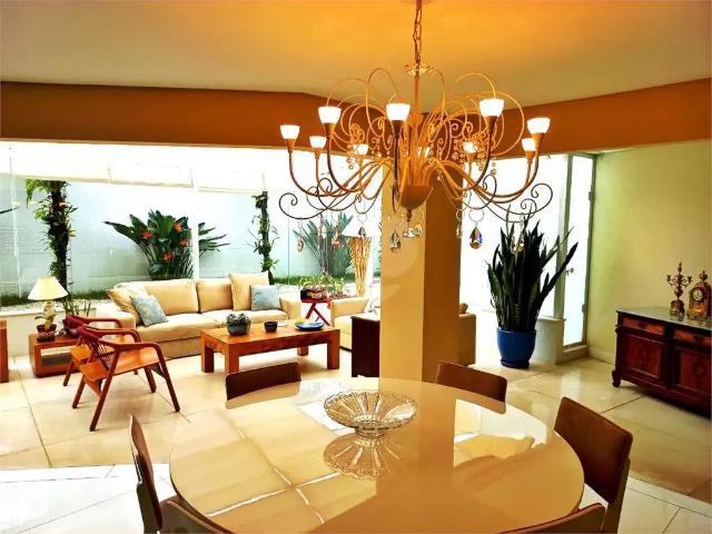 Casa / Sobrado em Condomínio para Venda em São Paulo/SP Horto Florestal 3 Quartos