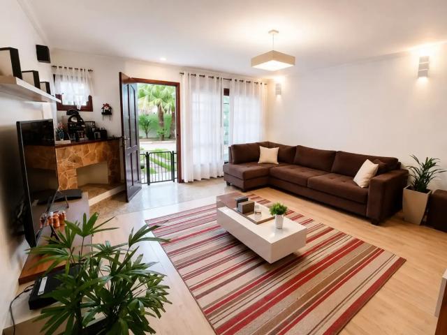 Casa / Sobrado em Condomínio para Venda em São Paulo/SP Horto Florestal 3 Quartos