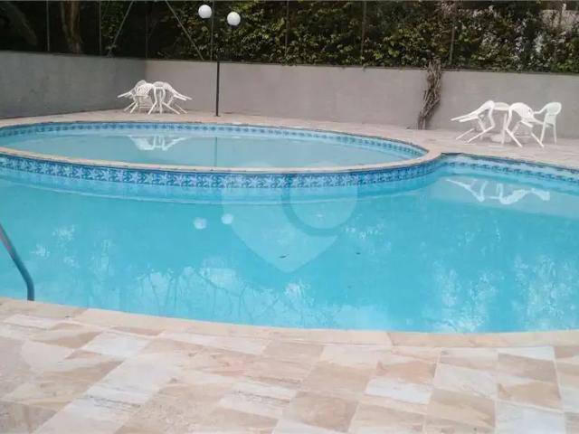 Casa / Sobrado em Condomínio para Venda em São Paulo/SP Horto 3 Quartos