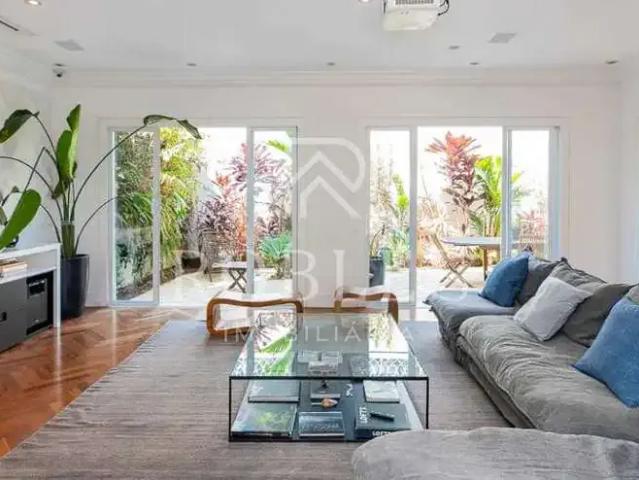 Casa / Sobrado em Condomínio para Venda em São Paulo/SP Jardim Cordeiro 4 Quartos