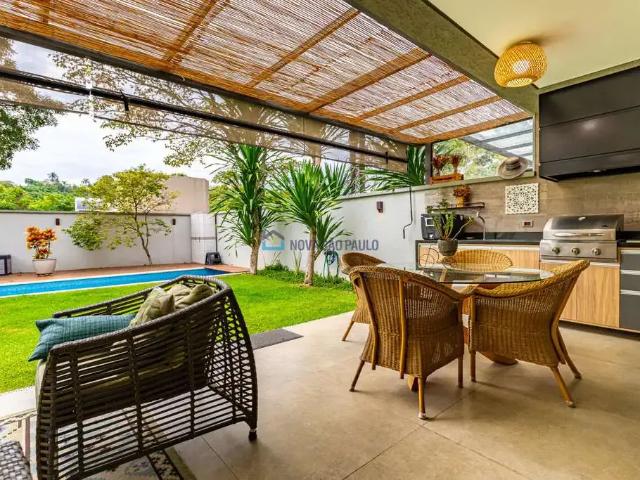 Casa / Sobrado em Condomínio para Venda em São Paulo/SP Jardim Cordeiro 4 Quartos