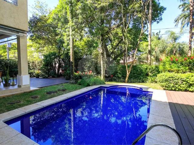 Casa / Sobrado em Condomínio para Venda em São Paulo/SP Jardim Cordeiro 4 Quartos