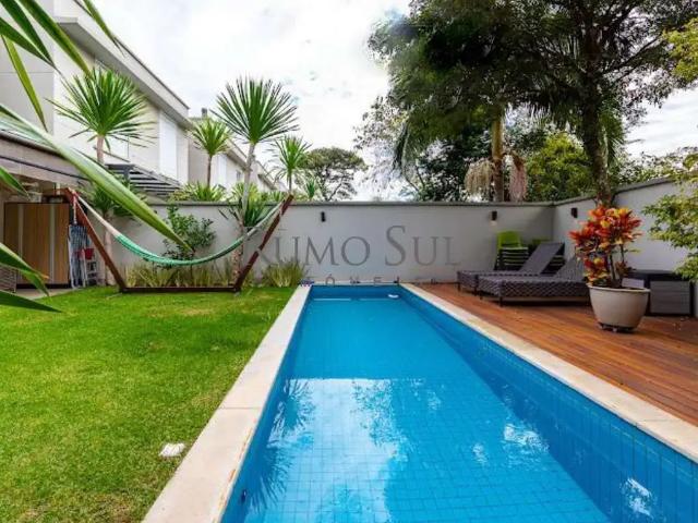 Casa / Sobrado em Condomínio para Venda em São Paulo/SP Jardim Cordeiro 4 Quartos