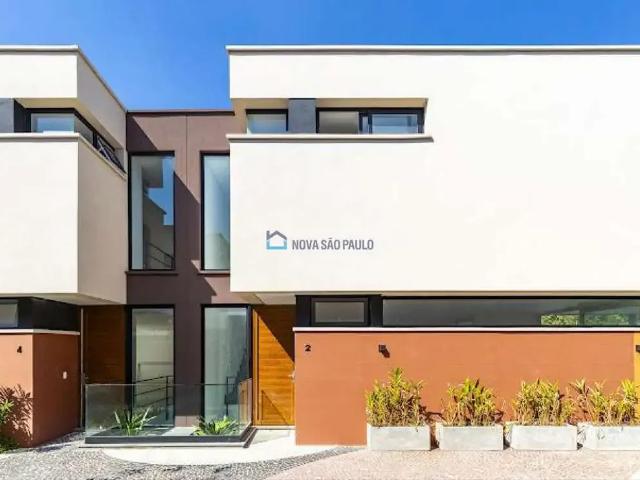 Casa / Sobrado em Condomínio para Venda em São Paulo/SP Jardim Cordeiro 4 Quartos