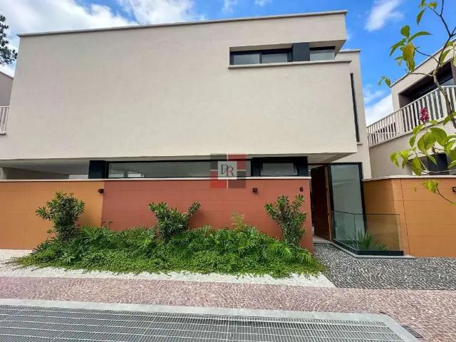 Casa / Sobrado em Condomínio para Venda em São Paulo/SP Jardim Cordeiro 4 Quartos