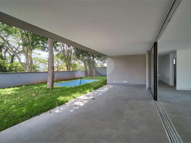 Casa / Sobrado em Condomínio para Venda em São Paulo/SP Jardim Cordeiro 4 Quartos