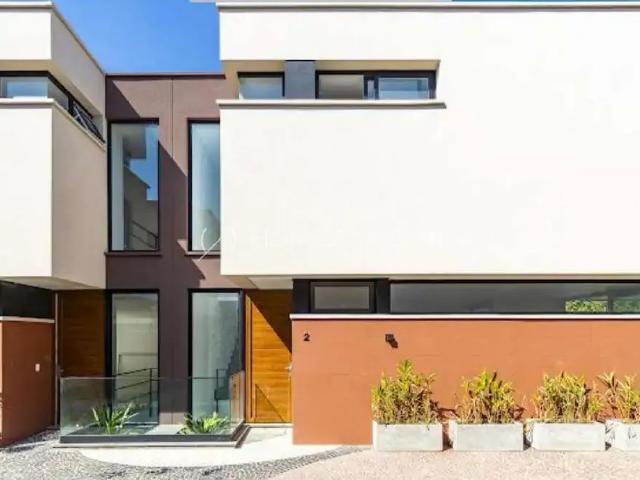 Casa / Sobrado em Condomínio para Venda em São Paulo/SP Jardim Cordeiro 4 Quartos