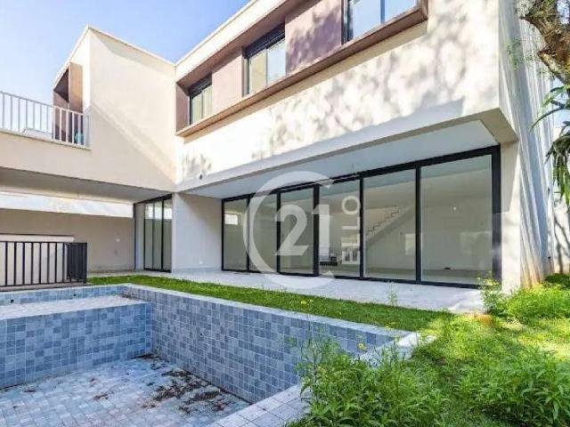 Casa / Sobrado em Condomínio para Venda em São Paulo/SP Jardim Cordeiro 4 Quartos