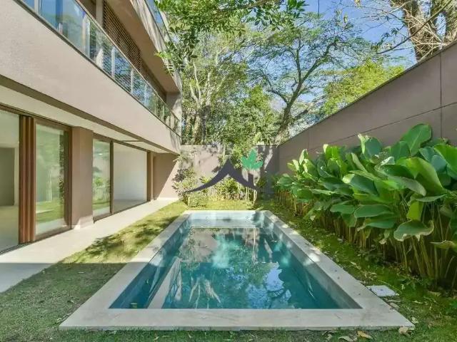Casa / Sobrado em Condomínio para Venda em São Paulo/SP Jardim dos Estados 4 Quartos