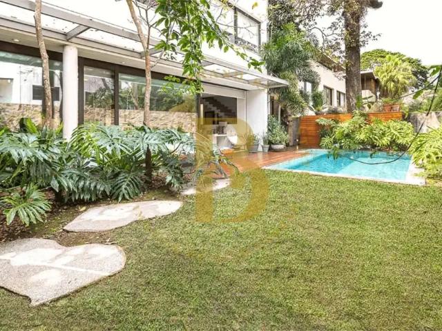 Casa / Sobrado em Condomínio para Venda em São Paulo/SP Jardim dos Estados 4 Quartos