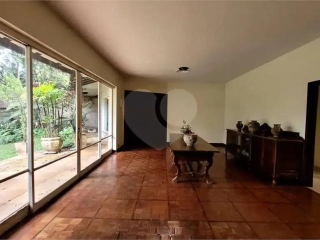 Casa / Sobrado em Condomínio para Venda em São Paulo/SP Jardim dos Estados 4 Quartos
