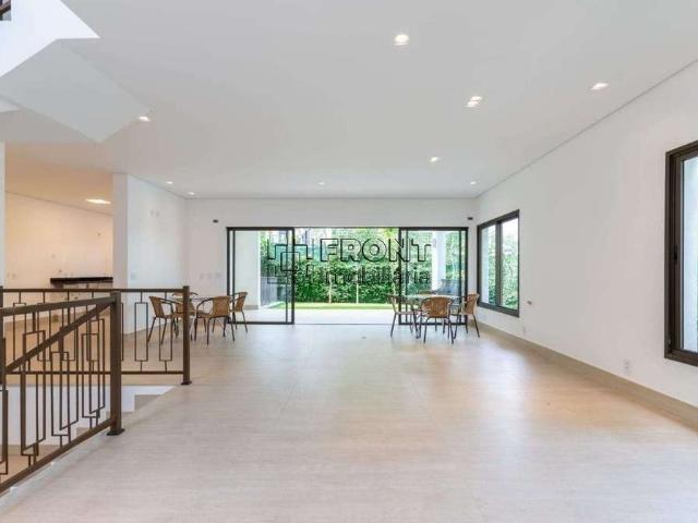 Casa / Sobrado em Condomínio para Venda em São Paulo/SP Jardim dos Estados 4 Quartos