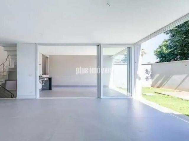 Casa / Sobrado em Condomínio para Venda em São Paulo/SP Jardim dos Estados 4 Quartos