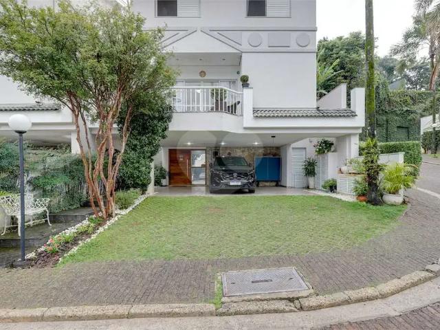 Casa / Sobrado em Condomínio para Venda em São Paulo/SP Jardim dos Estados 4 Quartos