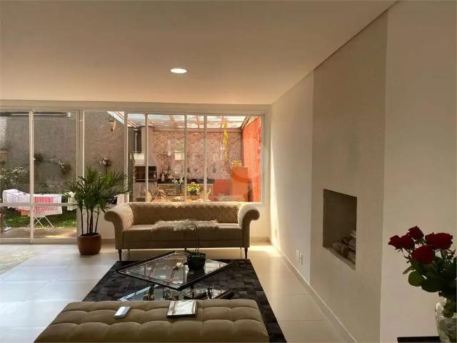 Casa / Sobrado em Condomínio para Venda em São Paulo/SP Jardim Floresta 4 Quartos