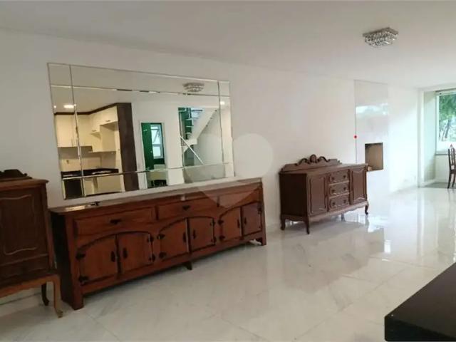Casa / Sobrado em Condomínio para Venda em São Paulo/SP Jardim Floresta 3 Quartos
