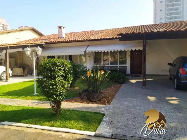 Casa / Sobrado em Condomínio para Venda em São Paulo/SP Jardim Itapeva 4 Quartos