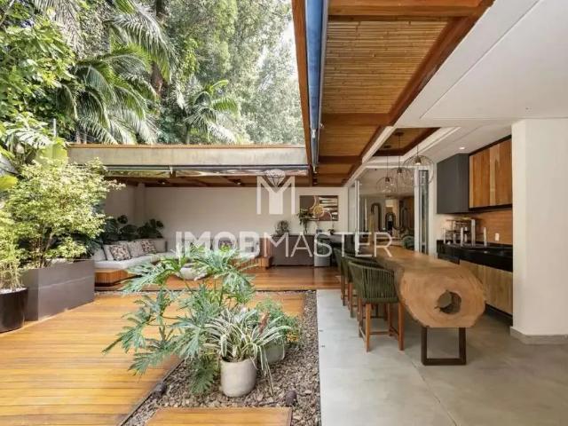 Casa / Sobrado em Condomínio para Venda em São Paulo/SP Jardim Morumbi 3 Quartos