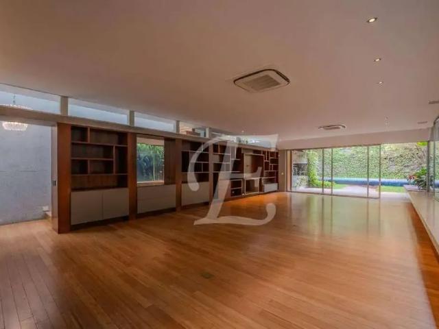 Casa / Sobrado em Condomínio para Venda em São Paulo/SP Jardim Paulista 3 Quartos