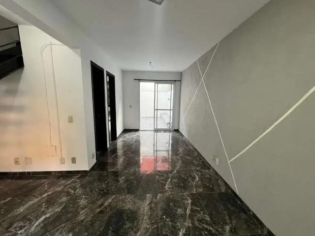 Casa / Sobrado em Condomínio para Venda em São Paulo/SP Jardim São Luís 3 Quartos