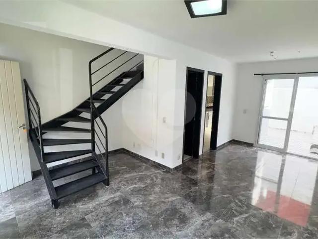 Casa / Sobrado em Condomínio para Venda em São Paulo/SP Jardim São Luís 3 Quartos