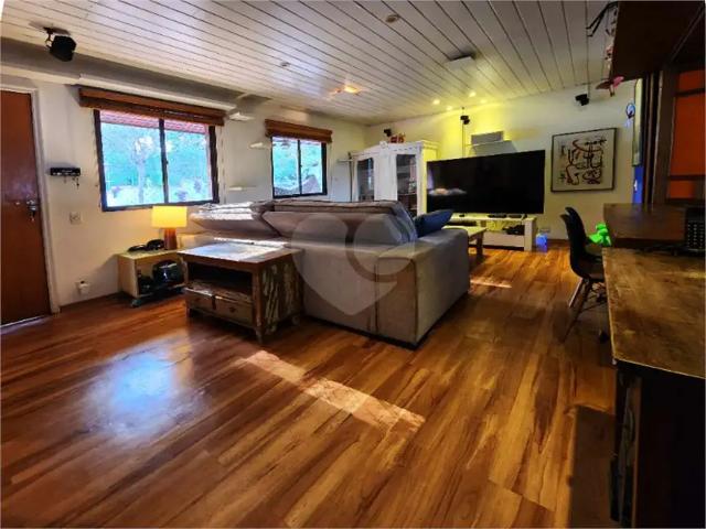 Casa / Sobrado em Condomínio para Venda em São Paulo/SP Carandiru 4 Quartos