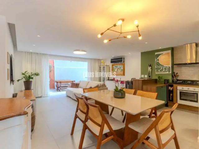Casa / Sobrado em Condomínio para Venda em São Paulo/SP Panamby 4 Quartos