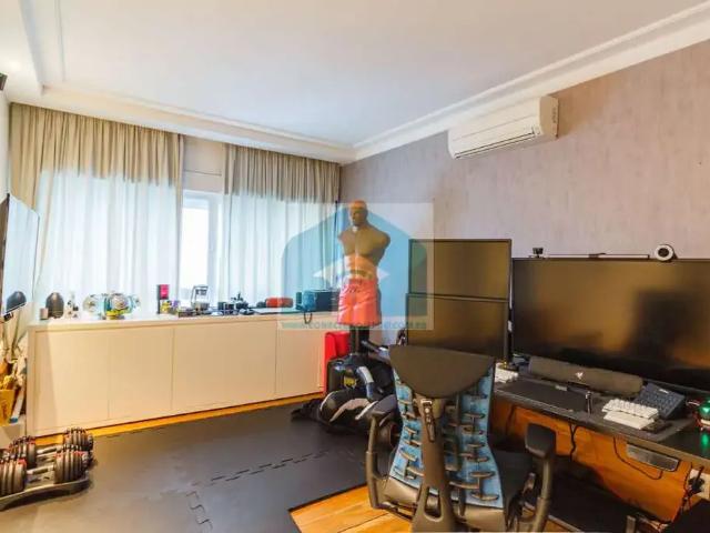 Casa / Sobrado em Condomínio para Venda em São Paulo/SP Real Parque 4 Quartos