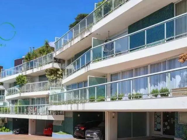 Casa / Sobrado em Condomínio para Venda em São Paulo/SP Real Parque 5 Quartos