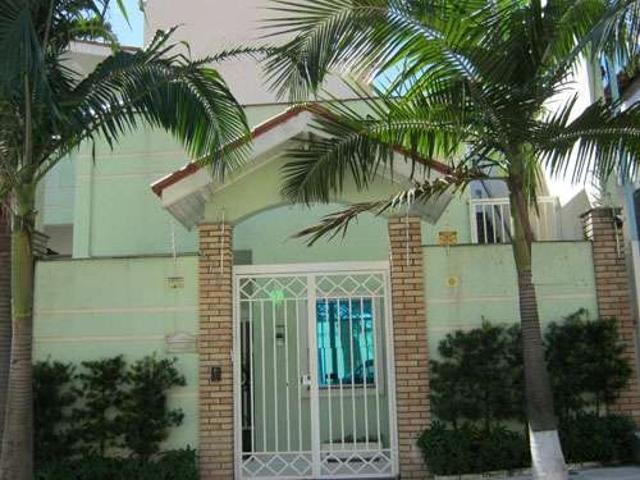 Casa / Sobrado em Condomínio para Venda em São Paulo/SP Santa Teresinha 3 Quartos