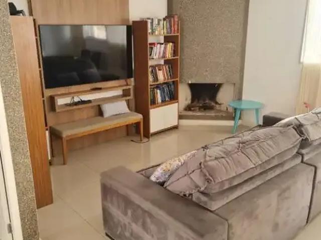 Casa / Sobrado em Condomínio para Venda em São Paulo/SP Tremembé 4 Quartos