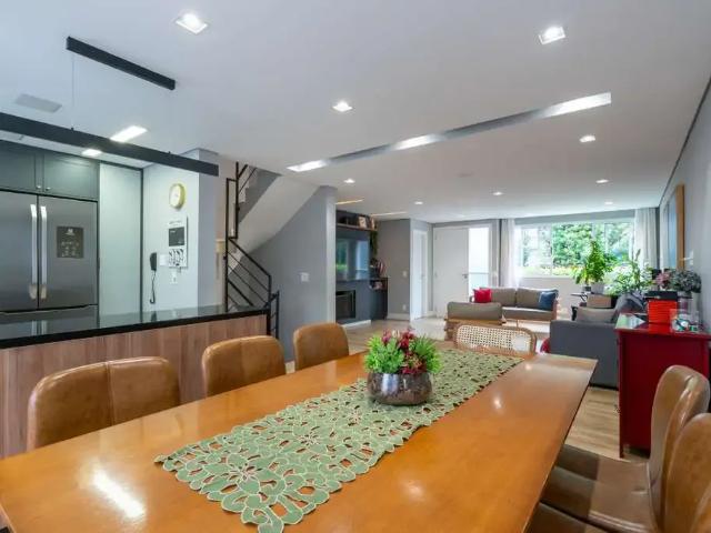 Casa / Sobrado em Condomínio para Venda em São Paulo/SP Vila Andrade 4 Quartos