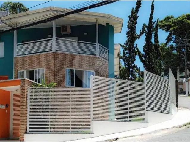 Casa / Sobrado em Condomínio para Venda em São Paulo/SP Tremembé 5 Quartos