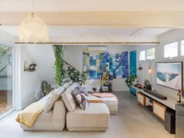 Casa / Sobrado em Condomínio para Venda em São Paulo/SP Vila Olímpia 3 Quartos