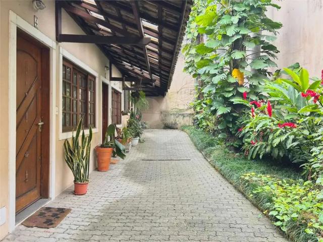 Casa / Sobrado em Condomínio para Venda em São Paulo/SP Vila Mascote 2 Quartos