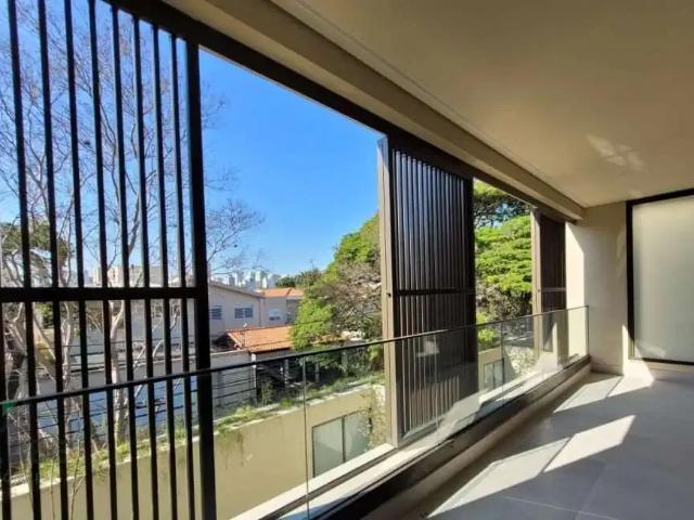 Casa / Sobrado em Condomínio para Venda em São Paulo/SP Vila Nova Conceição 4 Quartos