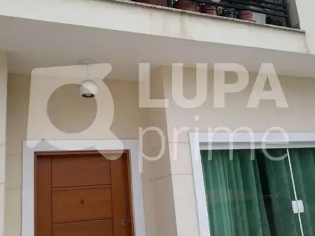 Casa / Sobrado em Condomínio para Venda em São Paulo/SP Vila Rosa 3 Quartos