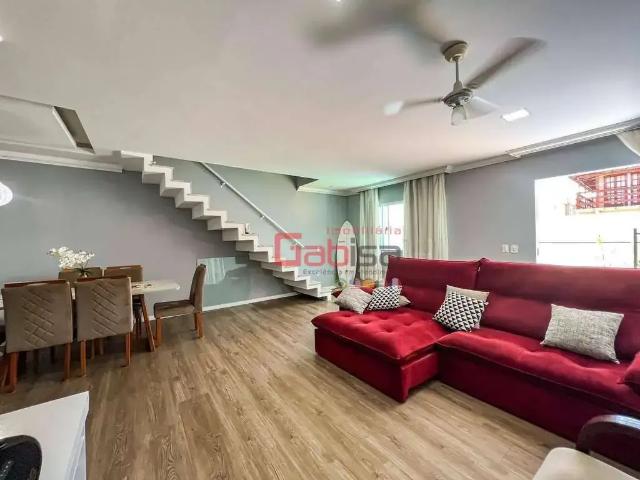 Casa / Sobrado em Condomínio para Venda em São Pedro da Aldeia/RJ Fluminense 3 Quartos